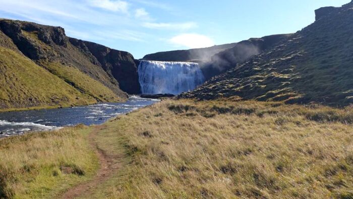 Discover the Majestic Glymur Waterfall: Iceland’s Hidden Gem - Trips in ...